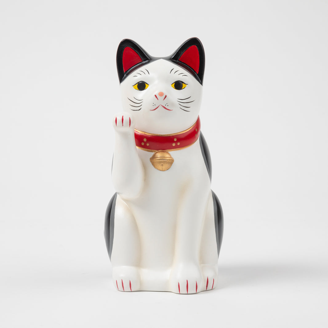 The Lucky Cats of Japan: A Guide to the Alluring Maneki Neko – omakase