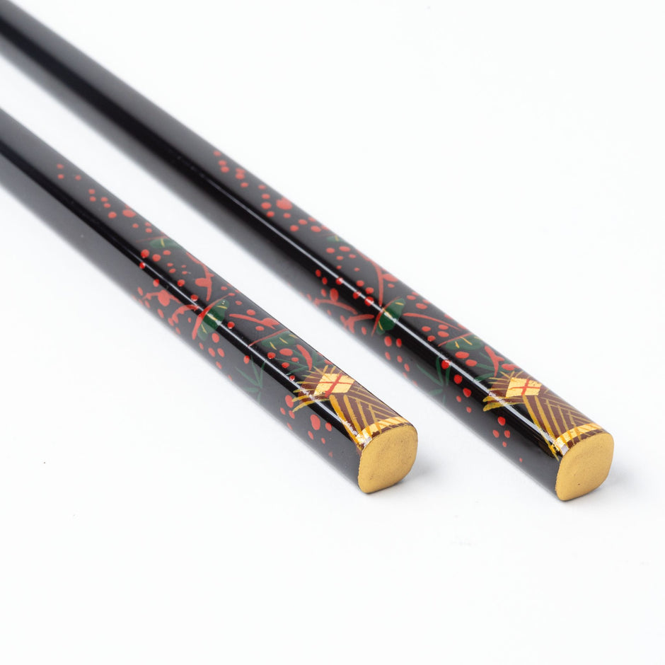 Elegant Japanese Chopsticks - Crafted with Tradition | omakase