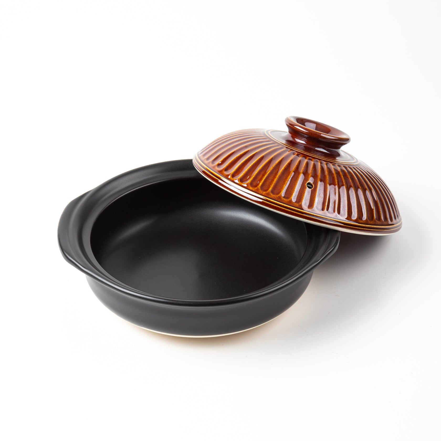 GINPO Chrysanthemum Ame Glaze Donabe Clay Pot (3-4 People) – omakase
